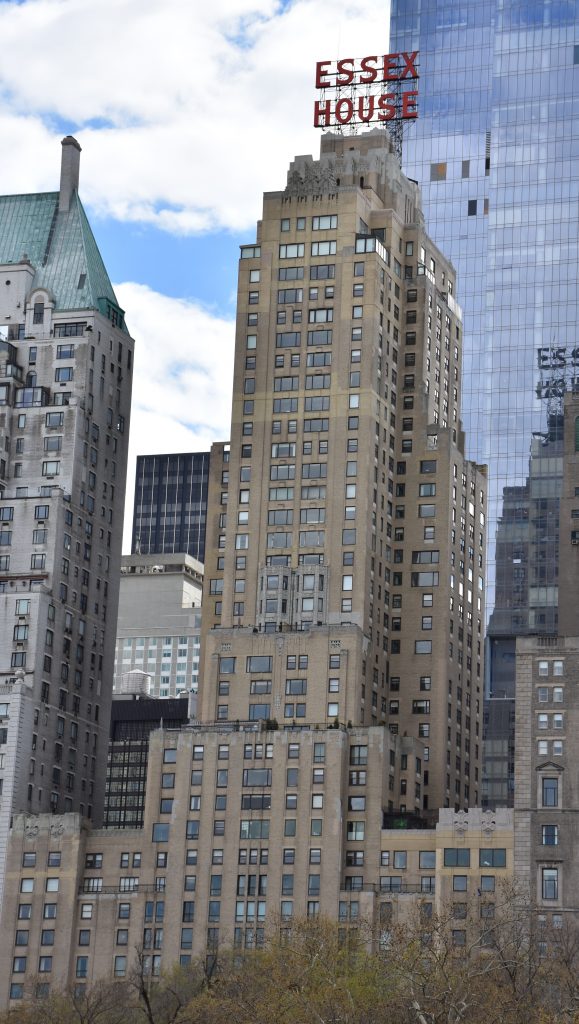 6 Most Iconic Signs in New York City | New York City Signs